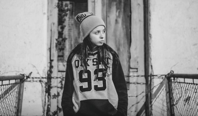 Laráy lança single ‘Eu Que Nunca Orei’ - Polifonia Periférica