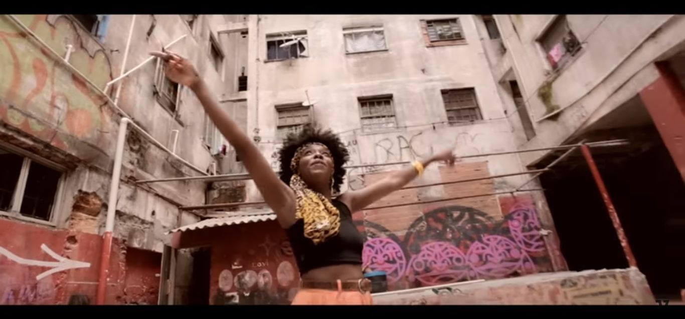 Amanda Moraes lança clipe da emocionante canção “Pingo Negro ...